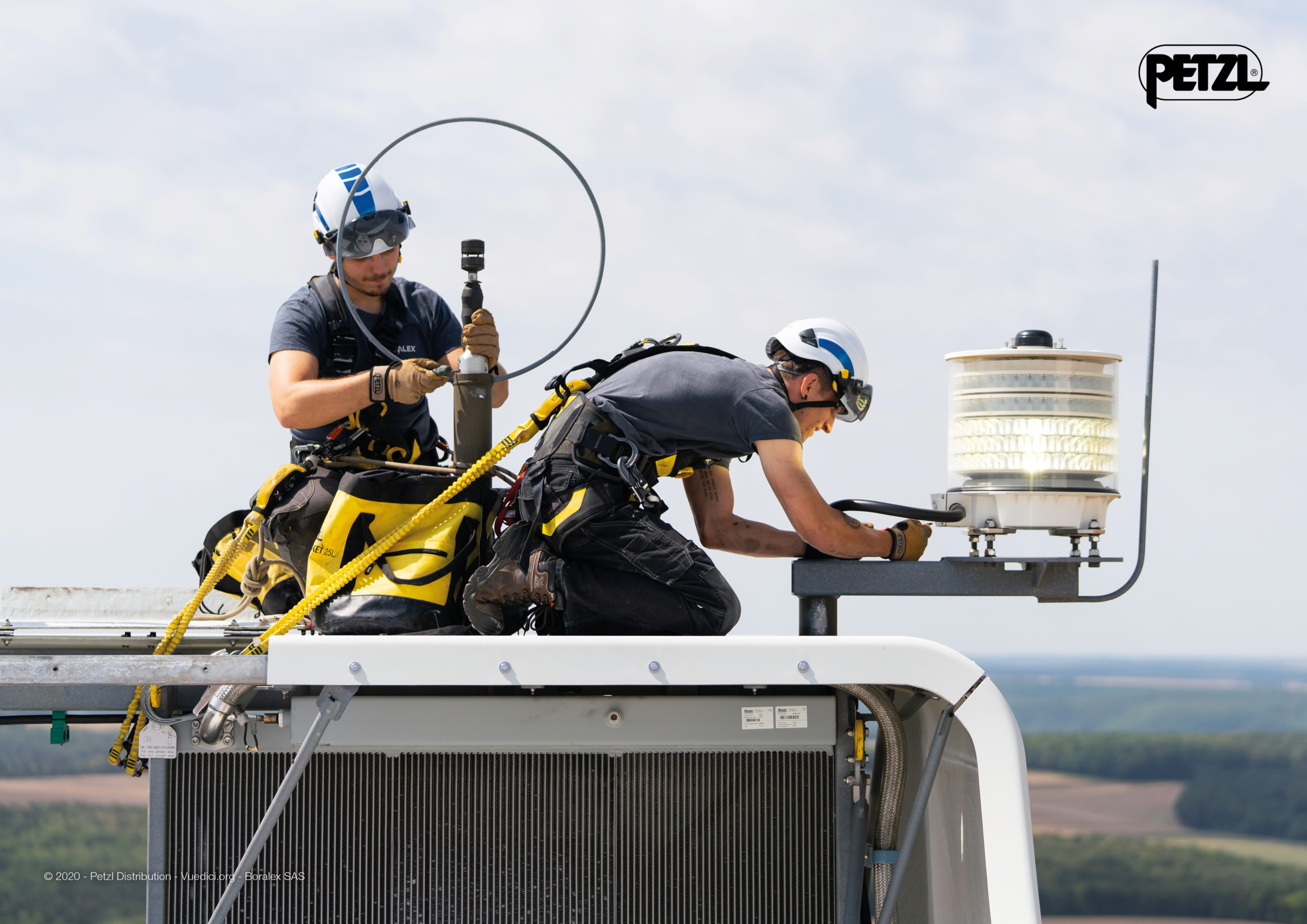 Casques Petzl : du côté de la sécurité - Altimum Formation